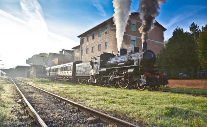 Top 8 Italy Train Trips in magic landscapes - Page 6