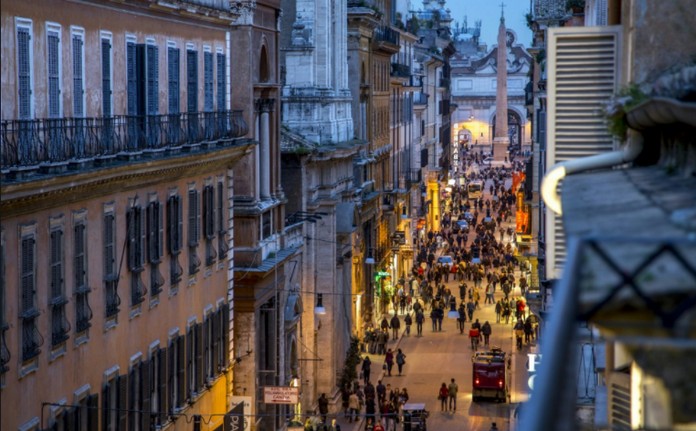 Top 12 Most Beutiful Shopping Streets in Europe | This is Italy | Page 8