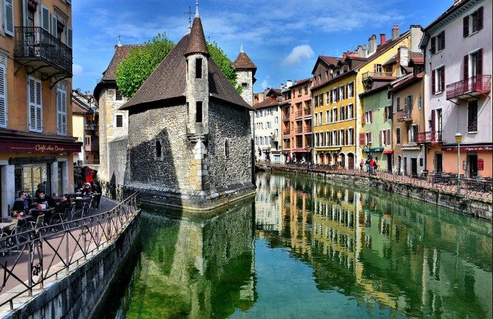 7 Beautiful Canal Cities in Europe that aren’t Venice | This is Italy ...